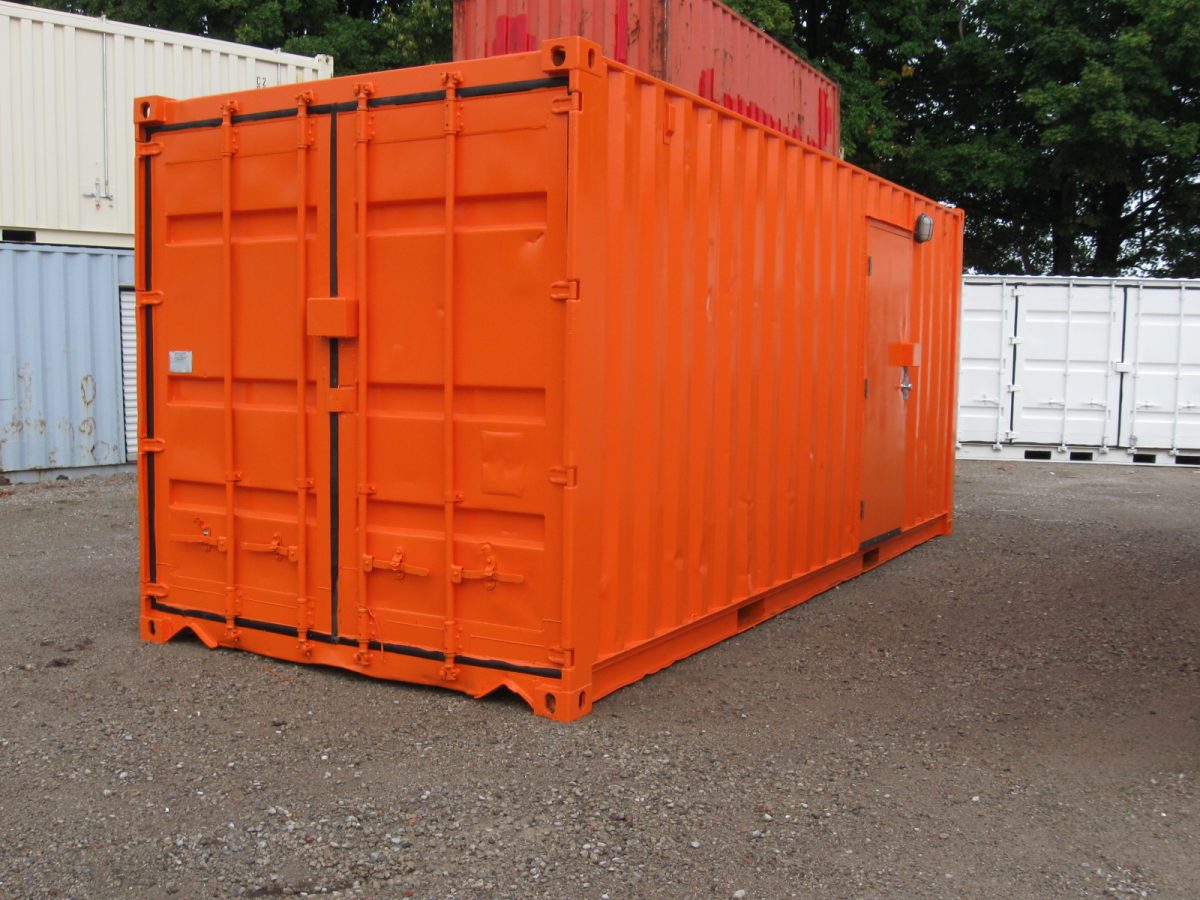 20′ with 36″ Entry Door | Secure Store